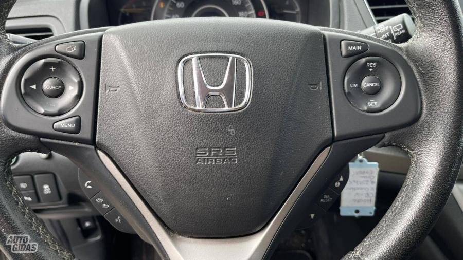 Grey Honda CR-V 2014 in Marijampole, with an engine capacity of 1.60 L and mileage of 220 thousand km for 8790 €, photo 19 on AUTOMOTO.COM.LV