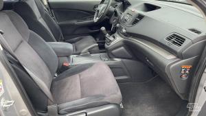 Grey Honda CR-V 2014 in Marijampole, with an engine capacity of 1.60 L and mileage of 220 thousand km for 8790 €, photo 20 on AUTOMOTO.COM.LV