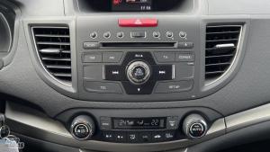 Grey Honda CR-V 2014 in Marijampole, with an engine capacity of 1.60 L and mileage of 220 thousand km for 8790 €, photo 23 on AUTOMOTO.COM.LV