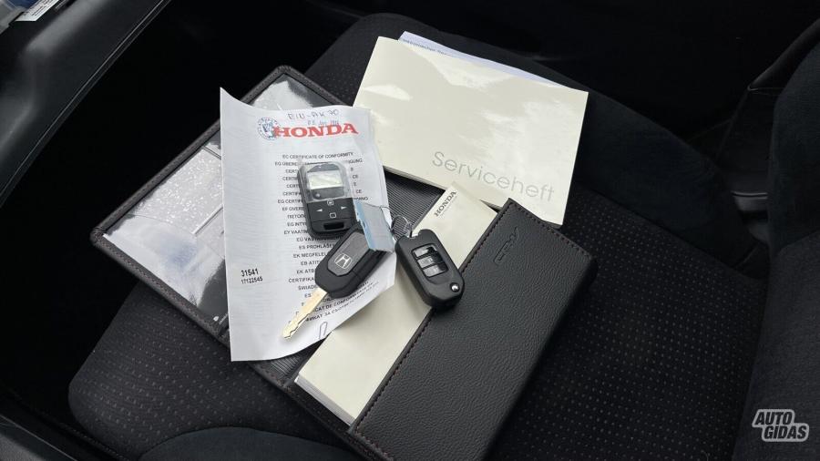 Grey Honda CR-V 2014 in Marijampole, with an engine capacity of 1.60 L and mileage of 220 thousand km for 8790 €, photo 32 on AUTOMOTO.COM.LV