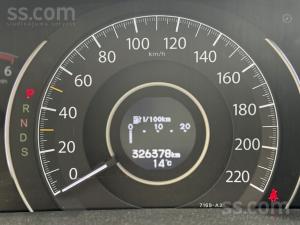 Grey Honda CR-V 2014 in Riga, with an engine capacity of 2.20 L and mileage of 0 thousand km for 8500 €, photo 8 on AUTOMOTO.COM.LV