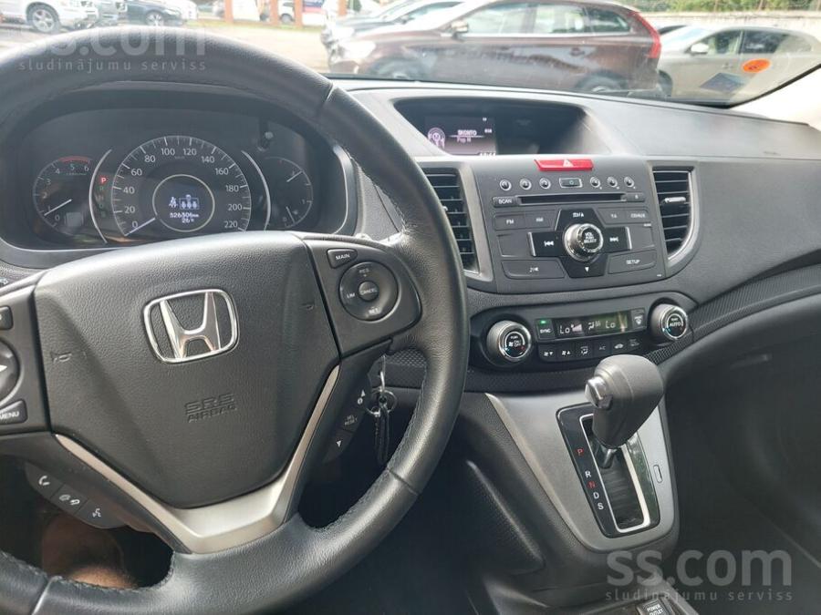 Grey Honda CR-V 2014 in Riga, with an engine capacity of 2.20 L and mileage of 0 thousand km for 8500 €, photo 9 on AUTOMOTO.COM.LV