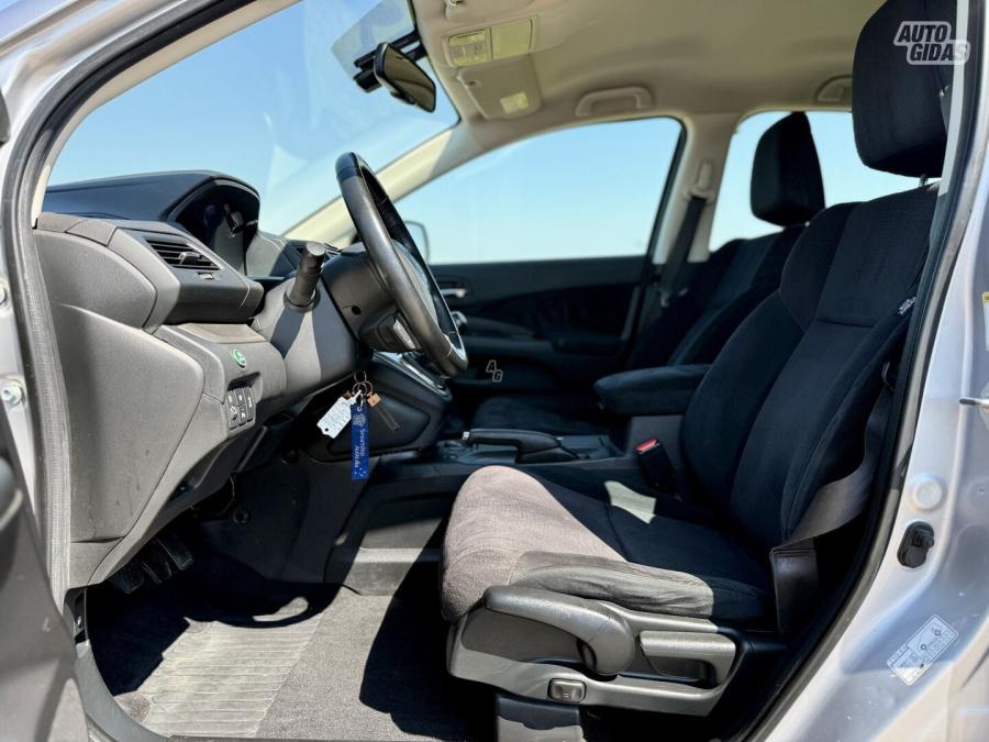 Pelēks Honda CR-V 2014 Vilkaviškis, ar dzinēja tilpumu 2.20 L un nobraukumu 277 tūkst. km par 8700 €, foto 7 vietnē AUTOMOTO.COM.LV