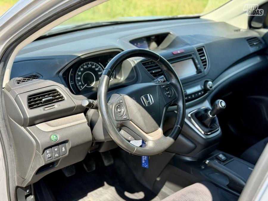 Pelēks Honda CR-V 2014 Vilkaviškis, ar dzinēja tilpumu 2.20 L un nobraukumu 277 tūkst. km par 8700 €, foto 8 vietnē AUTOMOTO.COM.LV
