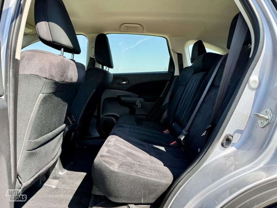 Pelēks Honda CR-V 2014 Vilkaviškis, ar dzinēja tilpumu 2.20 L un nobraukumu 277 tūkst. km par 8700 €, foto 17 vietnē AUTOMOTO.COM.LV
