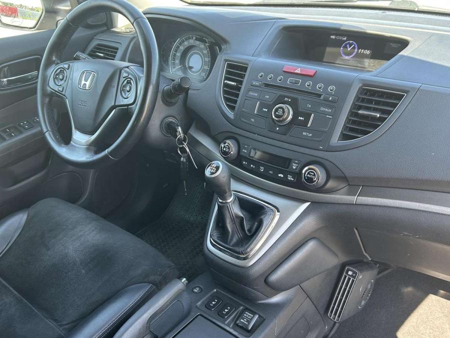 Grey Honda CR-V 2014 in Vilnius, with an engine capacity of 1.60 L and mileage of 288 thousand km for 8500 €, photo 16 on AUTOMOTO.COM.LV