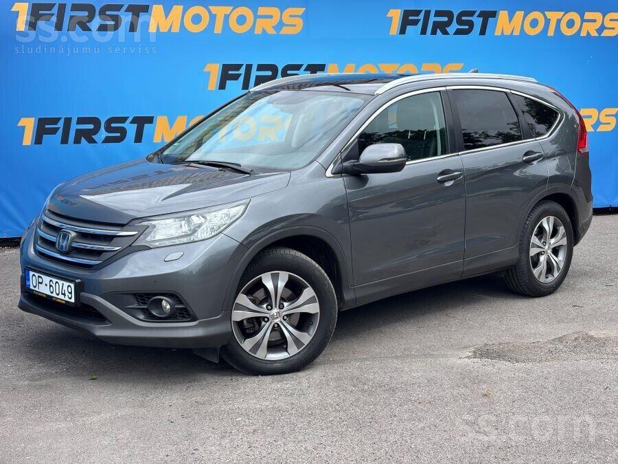 Grey Honda CR-V 2014 in Riga, with an engine capacity of 2.20 L and mileage of 274 thousand km for 9950 €, photo 1 on AUTOMOTO.COM.LV
