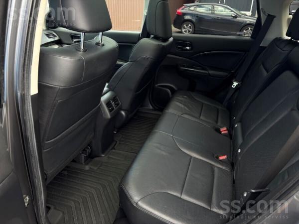 Pelēks Honda CR-V 2014 Rīga, ar dzinēja tilpumu 2.20 L un nobraukumu 274 tūkst. km par 9950 €, foto 8 vietnē AUTOMOTO.COM.LV