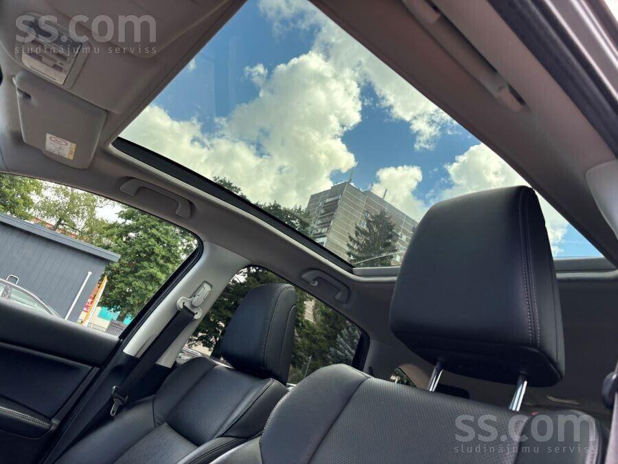 Grey Honda CR-V 2014 in Riga, with an engine capacity of 2.20 L and mileage of 274 thousand km for 9950 €, photo 22 on AUTOMOTO.COM.LV