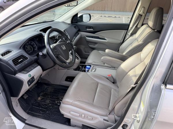 Grey Honda CR-V 2014 in Kaunas, with an engine capacity of 2.40 L and mileage of 95 thousand km for 11000 €, photo 10 on AUTOMOTO.COM.LV