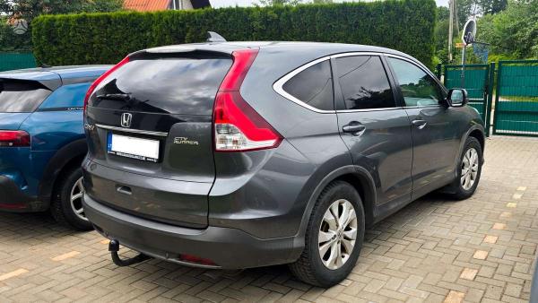 Pelēks Honda CR-V 2014 Viļņa, ar dzinēja tilpumu 1.60 L un nobraukumu 322 tūkst. km par 9200 €, foto 5 vietnē AUTOMOTO.COM.LV