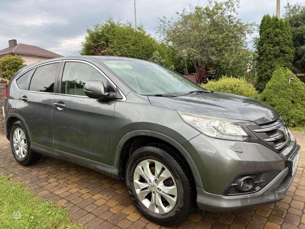 Pelēks Honda CR-V 2014 Viļņa, ar dzinēja tilpumu 2.20 L un nobraukumu 269 tūkst. km par 10500 €, foto 1 vietnē AUTOMOTO.COM.LV