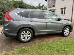 Grey Honda CR-V 2014 in Vilnius, with an engine capacity of 2.20 L and mileage of 269 thousand km for 10500 €, photo 5 on AUTOMOTO.COM.LV
