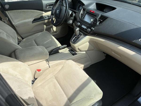 Pelēks Honda CR-V 2014 Viļņa, ar dzinēja tilpumu 2.20 L un nobraukumu 269 tūkst. km par 10500 €, foto 10 vietnē AUTOMOTO.COM.LV