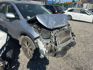 Grey Honda CR-V 2014 in Telschi, with an engine capacity of 1.60 L and mileage of 219 thousand km for 3300 €, photo 5 on AUTOMOTO.COM.LV