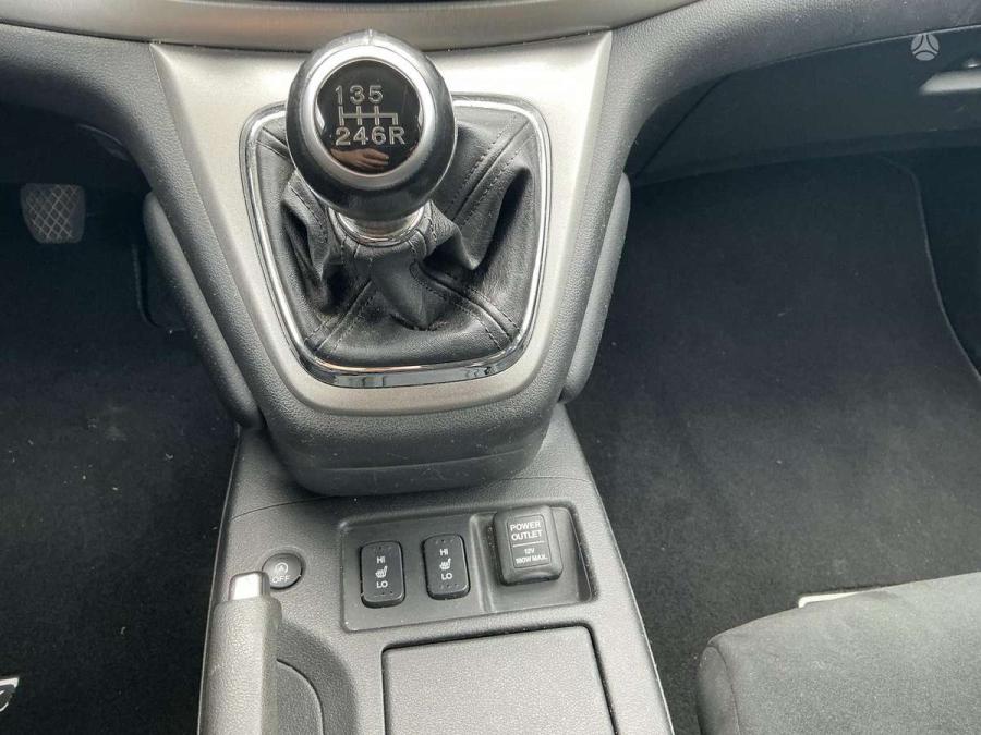 Grey Honda CR-V 2014 in Klaipeda, with an engine capacity of 2.20 L and mileage of 180 thousand km for 12000 €, photo 10 on AUTOMOTO.COM.LV