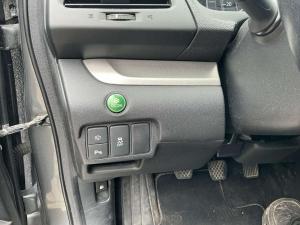 Grey Honda CR-V 2014 in Klaipeda, with an engine capacity of 2.20 L and mileage of 180 thousand km for 12000 €, photo 13 on AUTOMOTO.COM.LV
