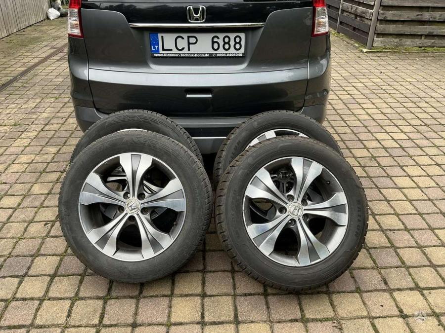 Grey Honda CR-V 2014 in Klaipeda, with an engine capacity of 2.20 L and mileage of 180 thousand km for 12000 €, photo 15 on AUTOMOTO.COM.LV