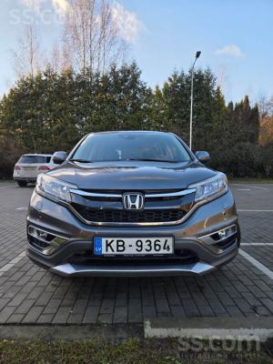 Pelēks Honda CR-V 2015 Rīga, ar dzinēja tilpumu 1.60 L un nobraukumu 142 tūkst. km par 10200 €, foto  vietnē AUTOMOTO.COM.LV