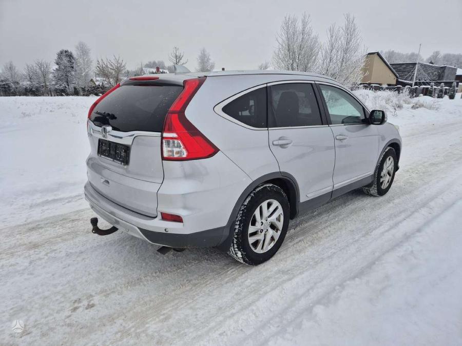 Pelēks Honda CR-V 2015 Kauņa, ar dzinēja tilpumu 1.60 L un nobraukumu 284 tūkst. km par 7200 €, foto 5 vietnē AUTOMOTO.COM.LV