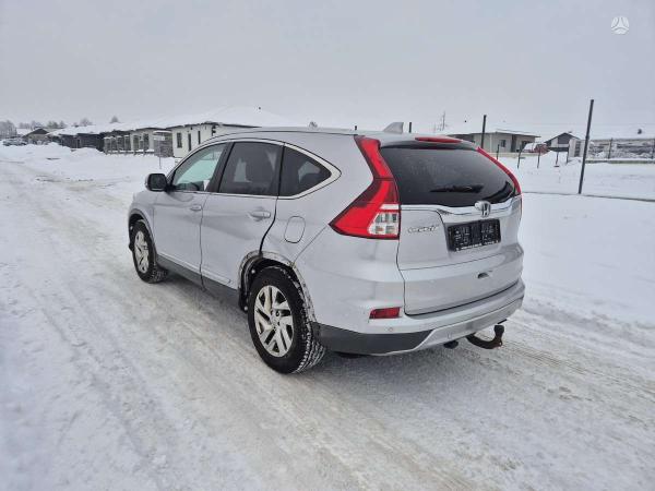 Grey Honda CR-V 2015 in Kaunas, with an engine capacity of 1.60 L and mileage of 284 thousand km for 7200 €, photo 7 on AUTOMOTO.COM.LV