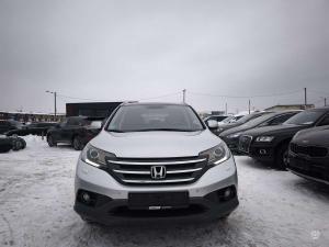 Pelēks Honda CR-V 2015 Viļņa, ar dzinēja tilpumu 2.20 L un nobraukumu 215 tūkst. km par 11950 €, foto 2 vietnē AUTOMOTO.COM.LV