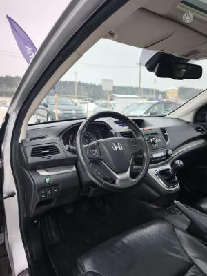 Pelēks Honda CR-V 2015 Viļņa, ar dzinēja tilpumu 2.20 L un nobraukumu 215 tūkst. km par 11950 €, foto 16 vietnē AUTOMOTO.COM.LV