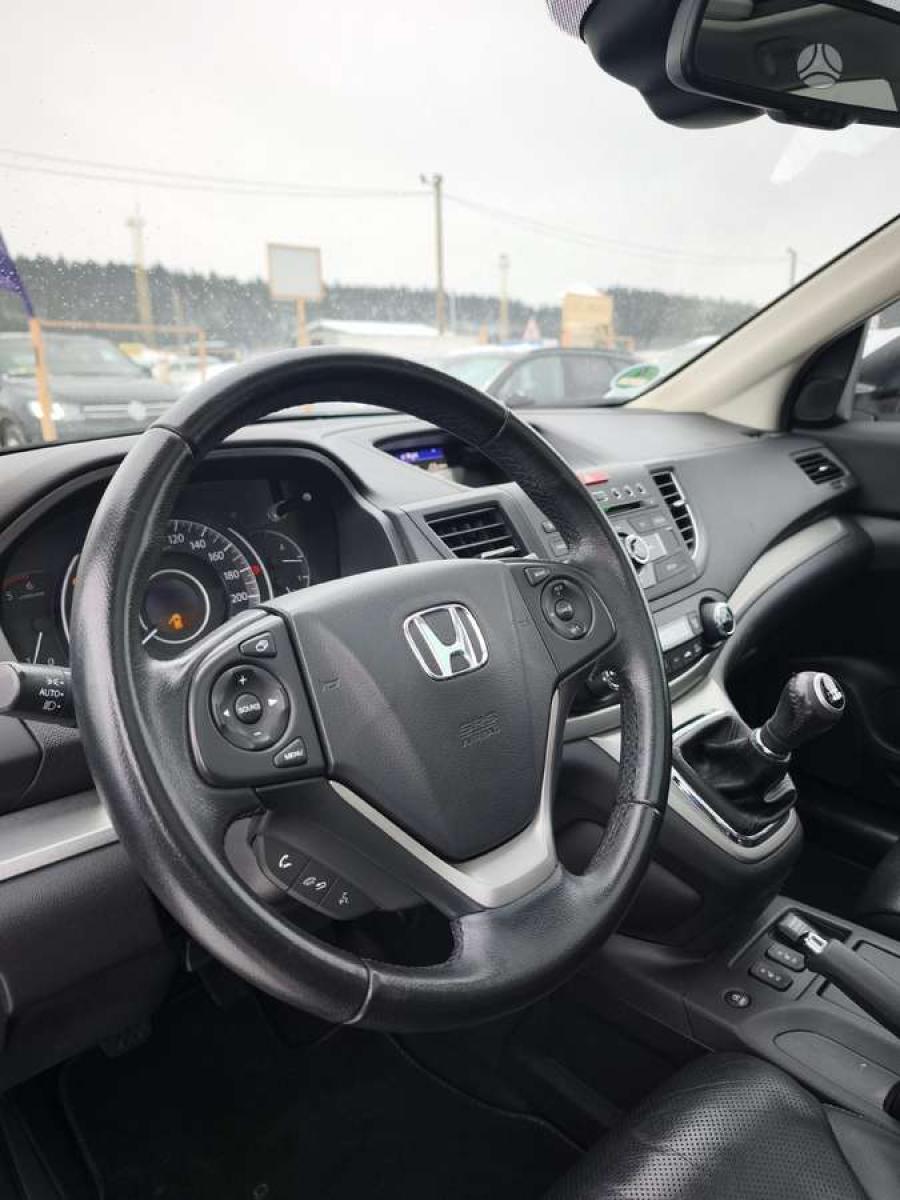Pelēks Honda CR-V 2015 Viļņa, ar dzinēja tilpumu 2.20 L un nobraukumu 215 tūkst. km par 11950 €, foto 21 vietnē AUTOMOTO.COM.LV