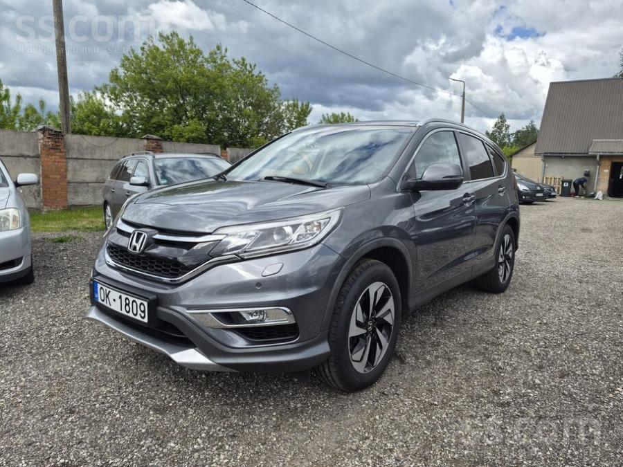 Pelēks Honda CR-V 2015 Daugavpils, ar dzinēja tilpumu 1.60 L un nobraukumu 0 tūkst. km par 11250 €, foto 1 vietnē AUTOMOTO.COM.LV