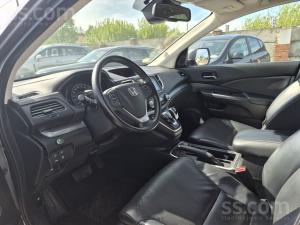 Pelēks Honda CR-V 2015 Daugavpils, ar dzinēja tilpumu 1.60 L un nobraukumu 0 tūkst. km par 11250 €, foto 9 vietnē AUTOMOTO.COM.LV