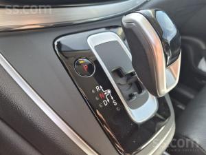 Pelēks Honda CR-V 2015 Daugavpils, ar dzinēja tilpumu 1.60 L un nobraukumu 0 tūkst. km par 11250 €, foto 17 vietnē AUTOMOTO.COM.LV