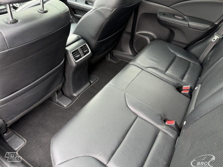 Pelēks Honda CR-V 2015 Avižieniai, ar dzinēja tilpumu 1.60 L un nobraukumu 243 tūkst. km par 11500 €, foto 13 vietnē AUTOMOTO.COM.LV