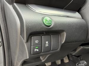 Pelēks Honda CR-V 2015 Avižieniai, ar dzinēja tilpumu 1.60 L un nobraukumu 243 tūkst. km par 11500 €, foto 20 vietnē AUTOMOTO.COM.LV