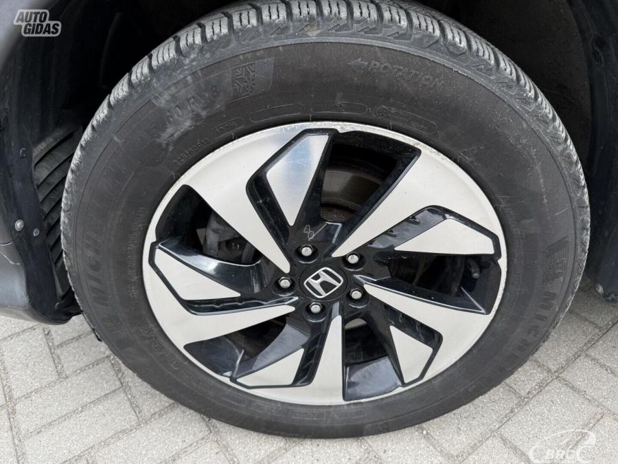 Pelēks Honda CR-V 2015 Avižieniai, ar dzinēja tilpumu 1.60 L un nobraukumu 243 tūkst. km par 11500 €, foto 32 vietnē AUTOMOTO.COM.LV
