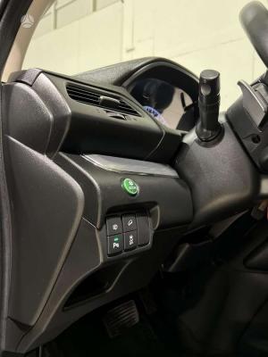 Pelēks Honda CR-V 2015 Klaipėda, ar dzinēja tilpumu 1.60 L un nobraukumu 267 tūkst. km par 11999 €, foto 8 vietnē AUTOMOTO.COM.LV