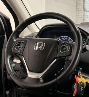 Pelēks Honda CR-V 2015 Klaipėda, ar dzinēja tilpumu 1.60 L un nobraukumu 267 tūkst. km par 11999 €, foto 9 vietnē AUTOMOTO.COM.LV