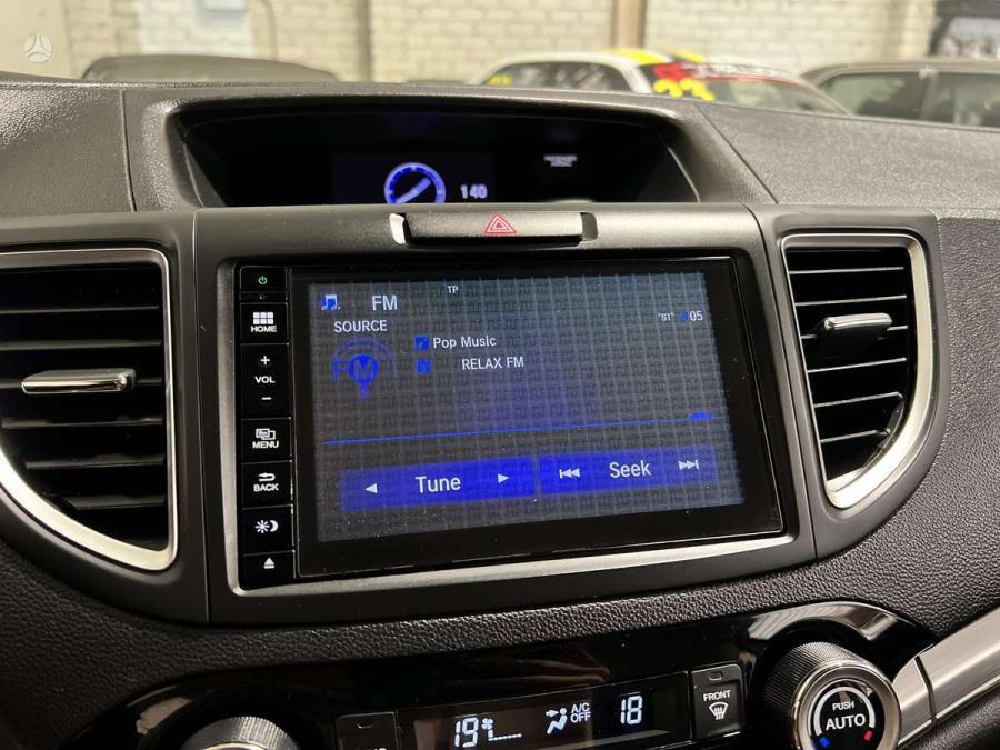 Pelēks Honda CR-V 2015 Klaipėda, ar dzinēja tilpumu 1.60 L un nobraukumu 267 tūkst. km par 11999 €, foto 15 vietnē AUTOMOTO.COM.LV