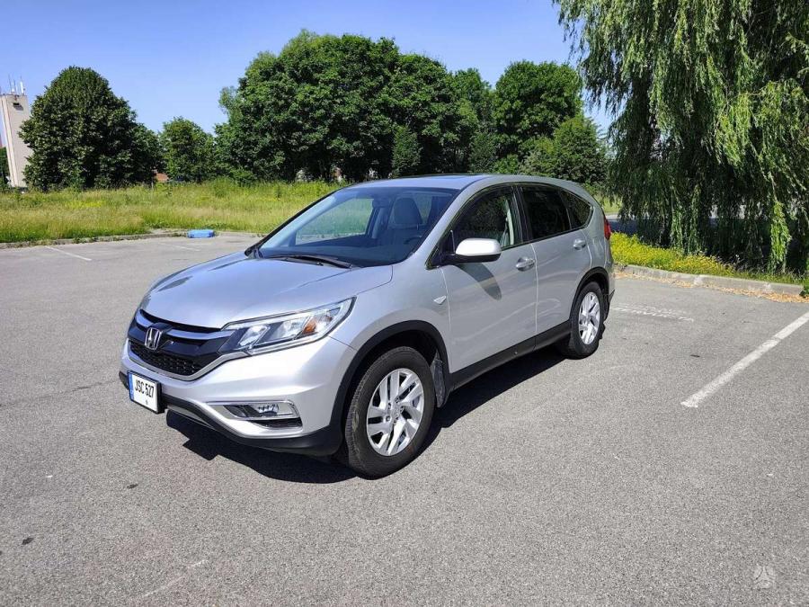Pelēks Honda CR-V 2015 Klaipėda, ar dzinēja tilpumu 2.36 L un nobraukumu 136 tūkst. km par 13350 €, foto 1 vietnē AUTOMOTO.COM.LV