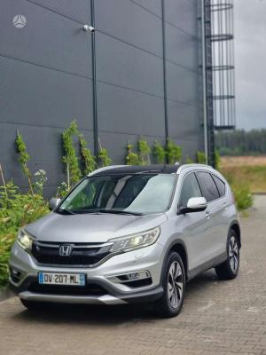 Grey Honda CR-V 2015 in Vilnius, with an engine capacity of 1.60 L and mileage of 205 thousand km for 12950 €, photo  on AUTOMOTO.COM.LV