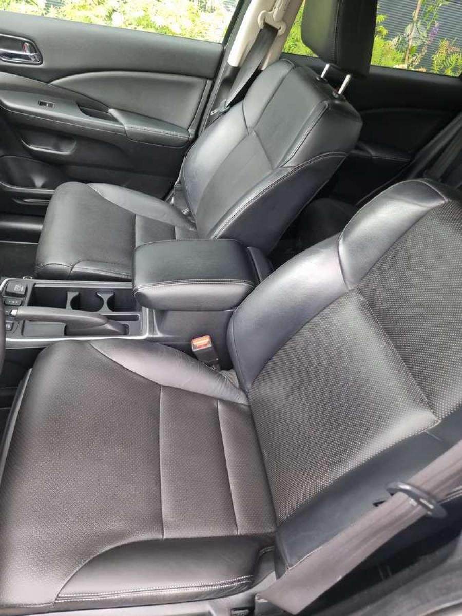 Grey Honda CR-V 2015 in Vilnius, with an engine capacity of 1.60 L and mileage of 205 thousand km for 12950 €, photo 20 on AUTOMOTO.COM.LV