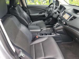 Grey Honda CR-V 2015 in Vilnius, with an engine capacity of 1.60 L and mileage of 205 thousand km for 12950 €, photo 22 on AUTOMOTO.COM.LV