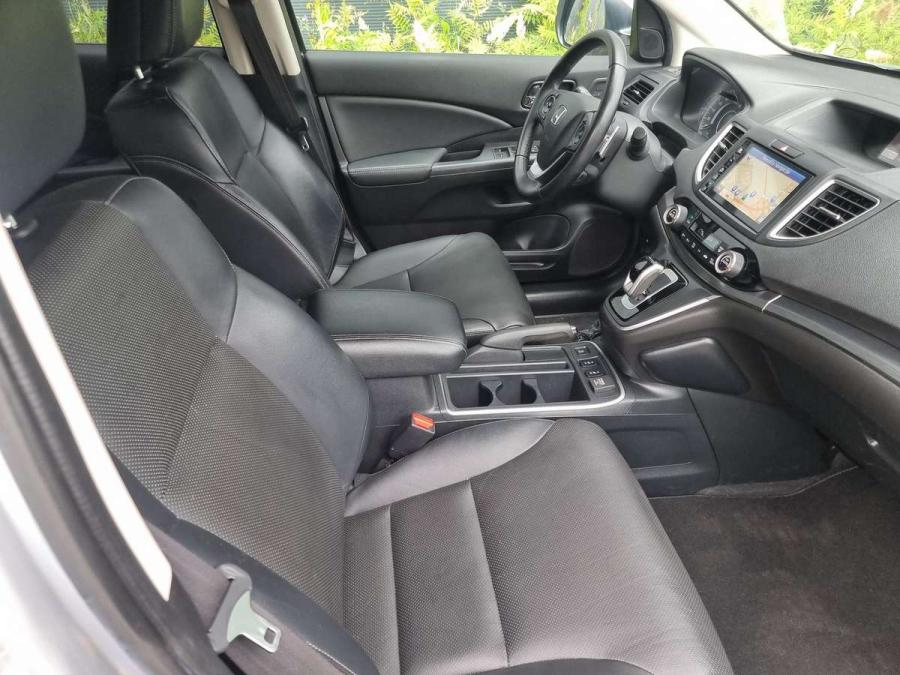 Grey Honda CR-V 2015 in Vilnius, with an engine capacity of 1.60 L and mileage of 205 thousand km for 12950 €, photo 22 on AUTOMOTO.COM.LV