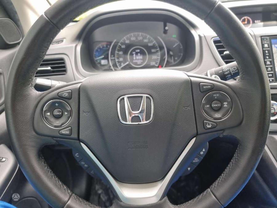 Grey Honda CR-V 2015 in Vilnius, with an engine capacity of 1.60 L and mileage of 205 thousand km for 12950 €, photo 27 on AUTOMOTO.COM.LV