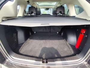 Grey Honda CR-V 2015 in Siauliai, with an engine capacity of 1.60 L and mileage of 300 thousand km for 12990 €, photo 7 on AUTOMOTO.COM.LV