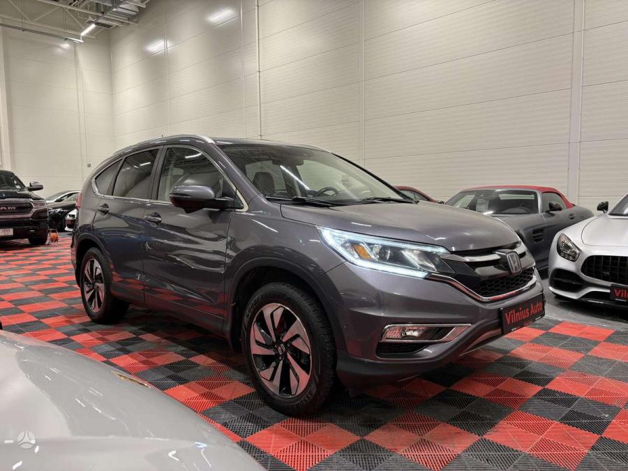 Pelēks Honda CR-V 2015 Viļņa, ar dzinēja tilpumu 2.36 L un nobraukumu 163 tūkst. km par 12990 €, foto 4 vietnē AUTOMOTO.COM.LV