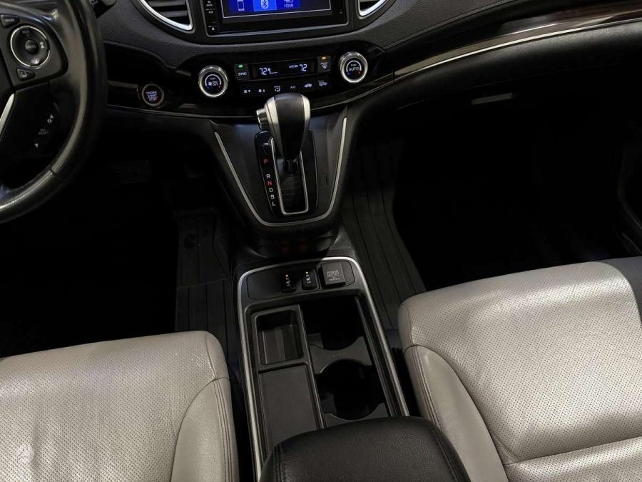 Pelēks Honda CR-V 2015 Viļņa, ar dzinēja tilpumu 2.36 L un nobraukumu 163 tūkst. km par 12990 €, foto 24 vietnē AUTOMOTO.COM.LV