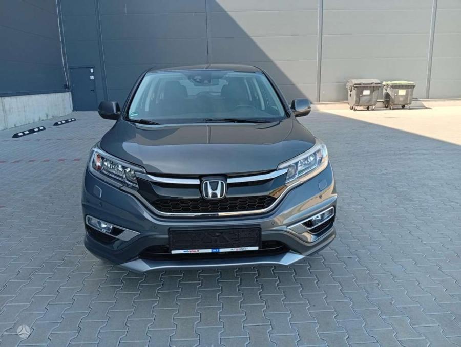 Pelēks Honda CR-V 2015 Šauļi, ar dzinēja tilpumu 1.60 L un nobraukumu 188 tūkst. km par 11600 €, foto 3 vietnē AUTOMOTO.COM.LV