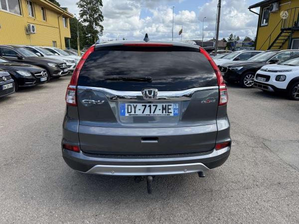 Grey Honda CR-V 2015 in Taurage, with an engine capacity of 1.60 L and mileage of 212 thousand km for 12200 €, photo 5 on AUTOMOTO.COM.LV