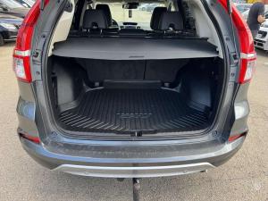 Grey Honda CR-V 2015 in Taurage, with an engine capacity of 1.60 L and mileage of 212 thousand km for 12200 €, photo 22 on AUTOMOTO.COM.LV