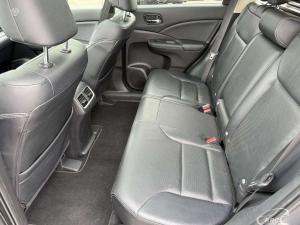 Grey Honda CR-V 2015 in Klaipeda, with an engine capacity of 1.60 L and mileage of 243 thousand km for 9500 €, photo 15 on AUTOMOTO.COM.LV